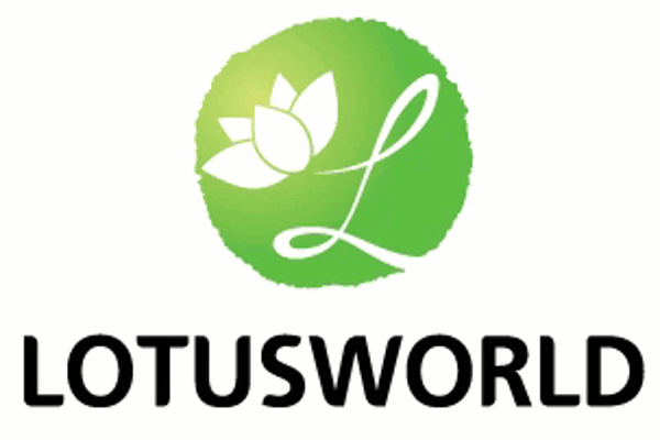 គ្រូបង្រៀនភាសាអង់គ្លេស និងកុំព្យូរទ័រ with Lotus World Children Center