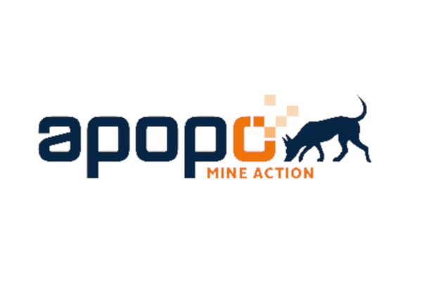 Dog Trainer with APOPO